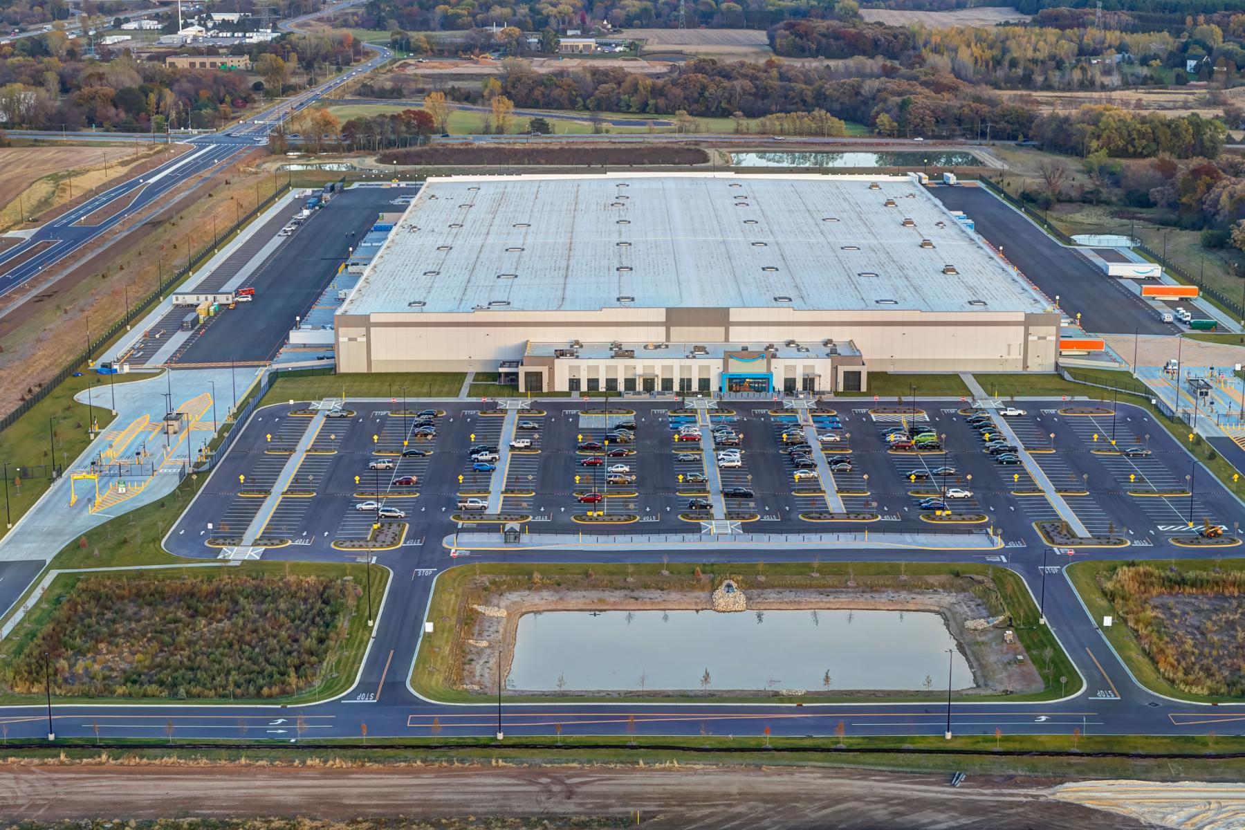 Amazon Robotics Sort Center (MSP8) | Ryan Companies