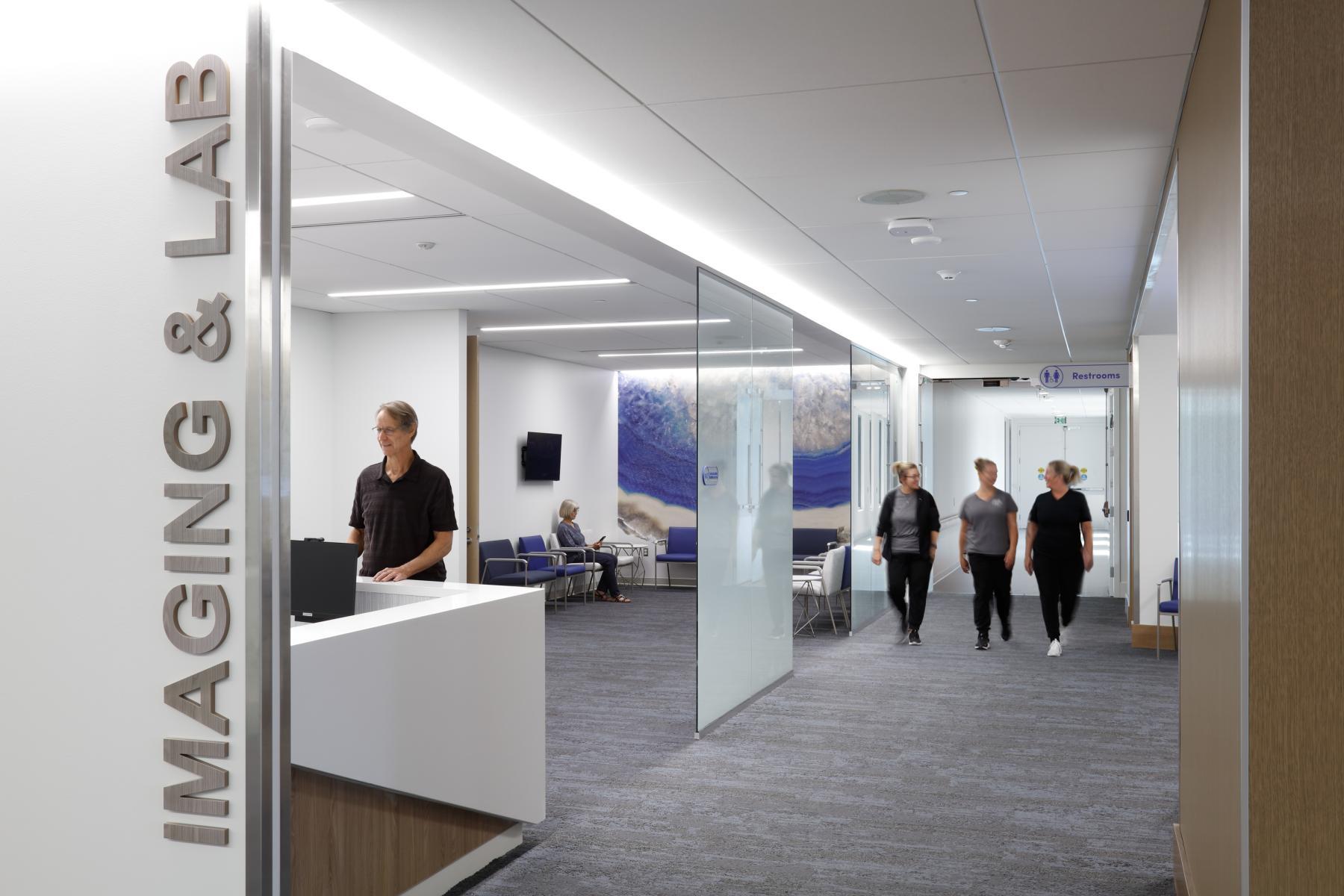 Mercy Cedar Rapids Jewel & Jim Plumb Heart Center | Ryan Companies